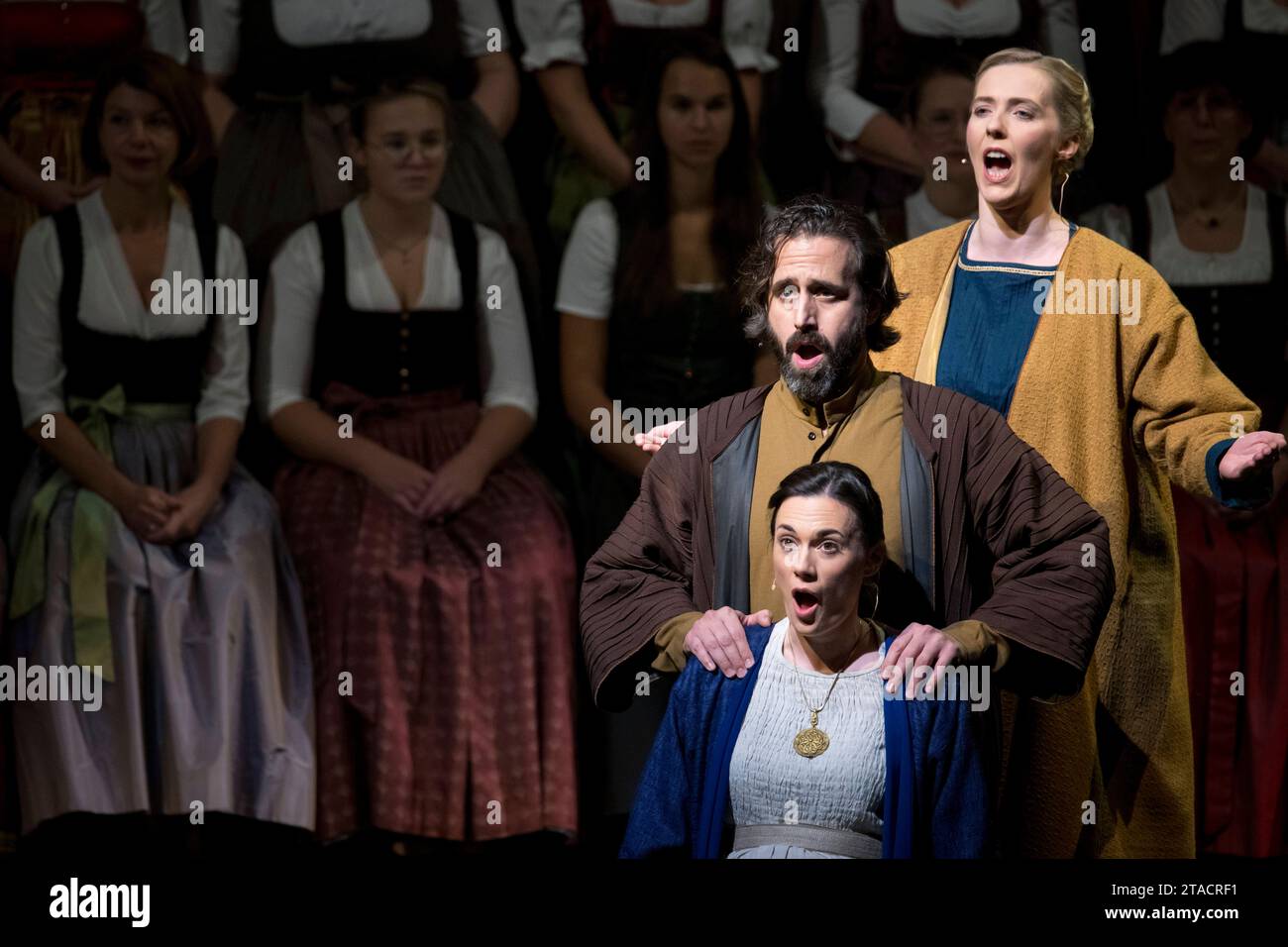 KULTUR - Eva Maria Schinwald als Maria, Bernhard Teufl Tenor als Josef ...