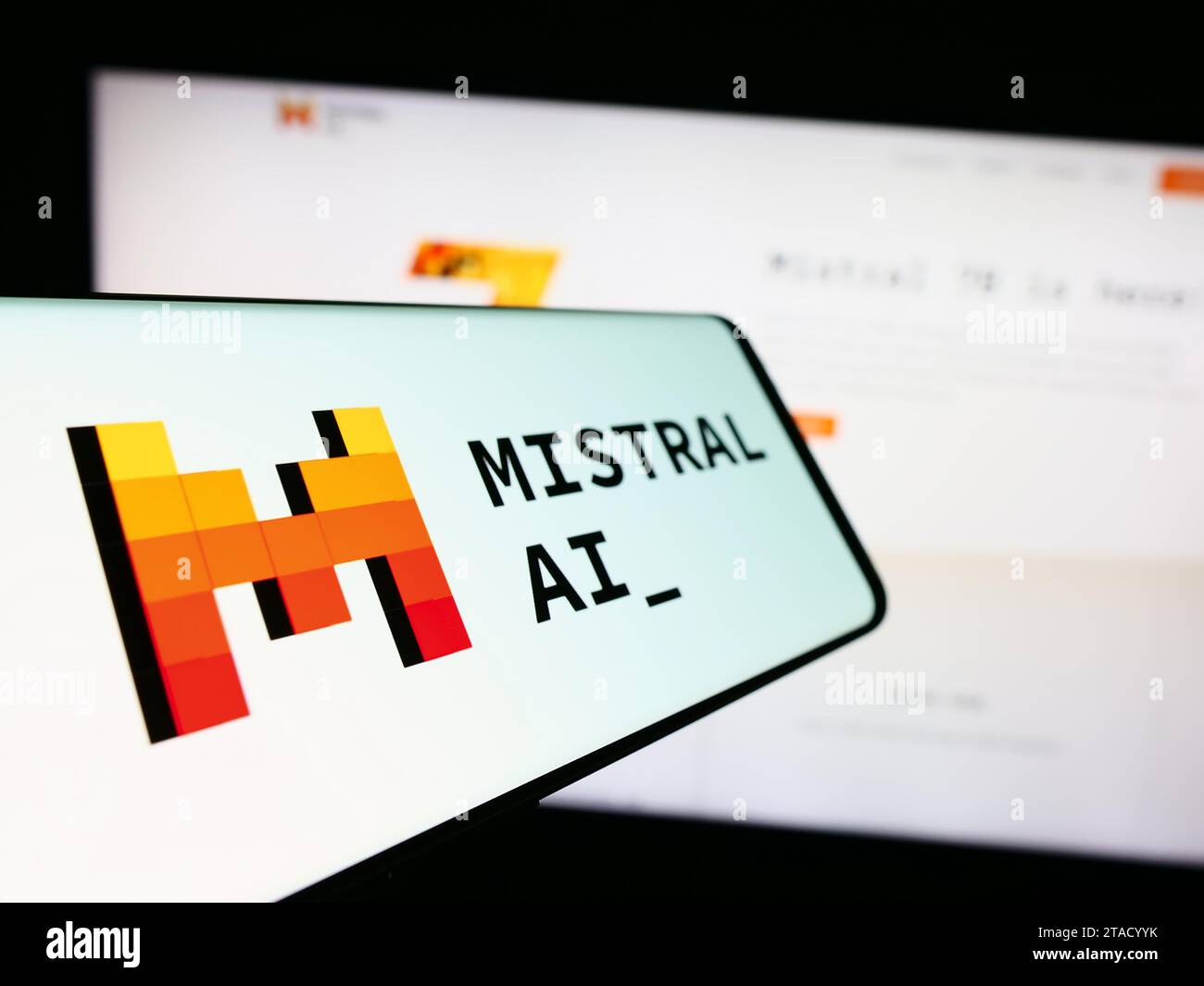 Mistral ai logo -Fotos und -Bildmaterial in hoher Auflösung – Alamy