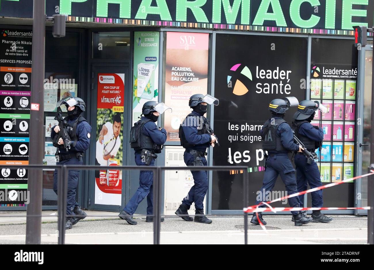 S 81 11 -Fotos und -Bildmaterial in hoher Auflösung – Alamy