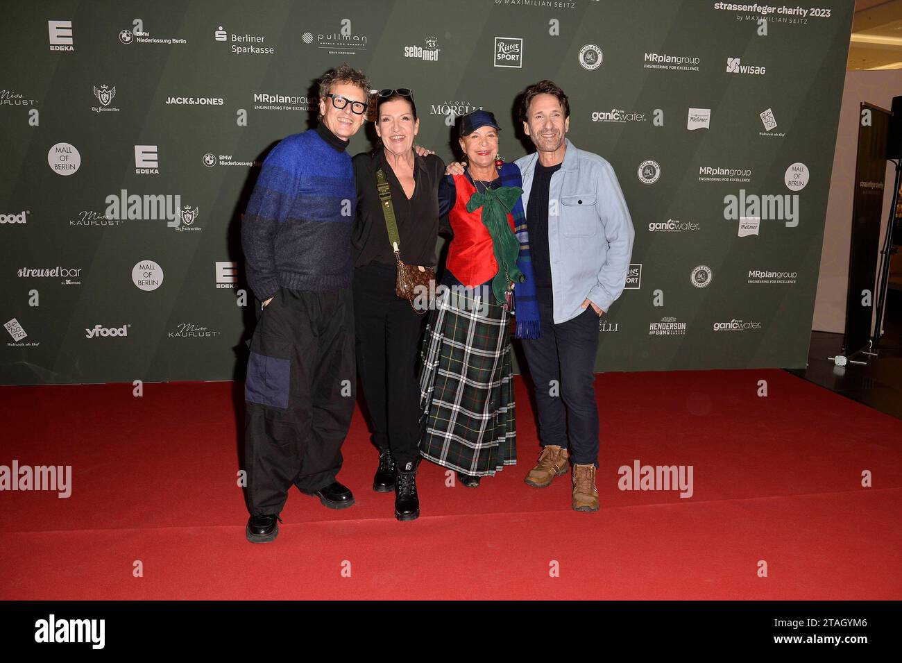 Rolf Scheider, Katy Karrenbauer, Barbara Engel und Falk Willy Wild bei ...
