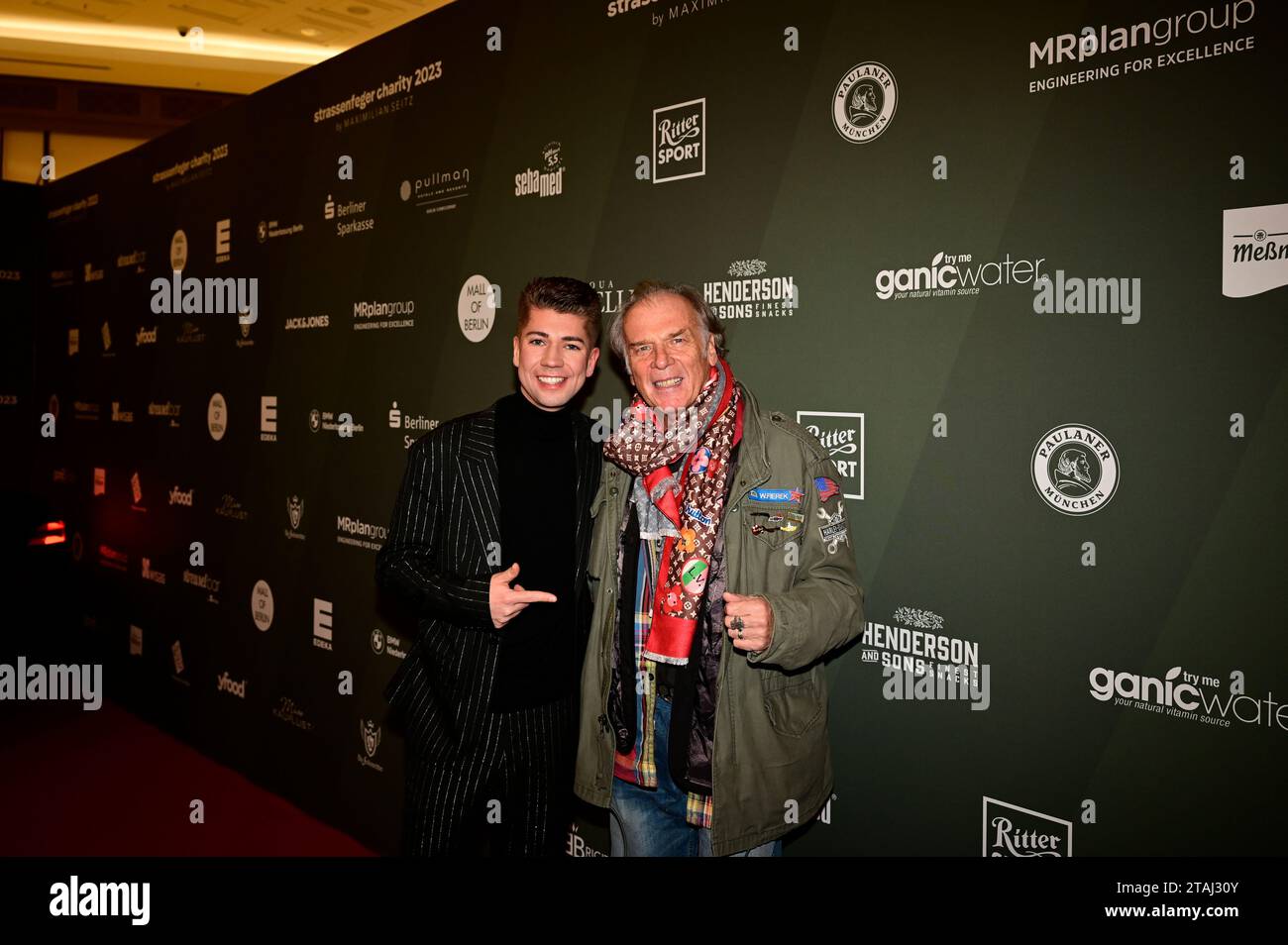 Maximilian Seitz und Wolfgang Fierek bei der Strassenfeger Charity ...