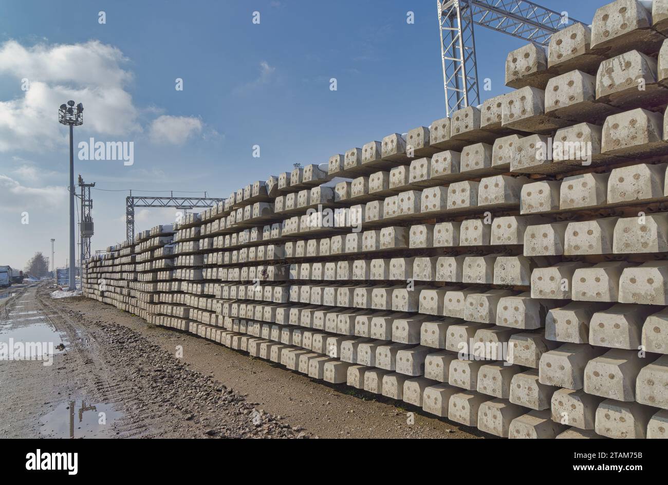 Schwellen lagern -Fotos und -Bildmaterial in hoher Auflösung – Alamy