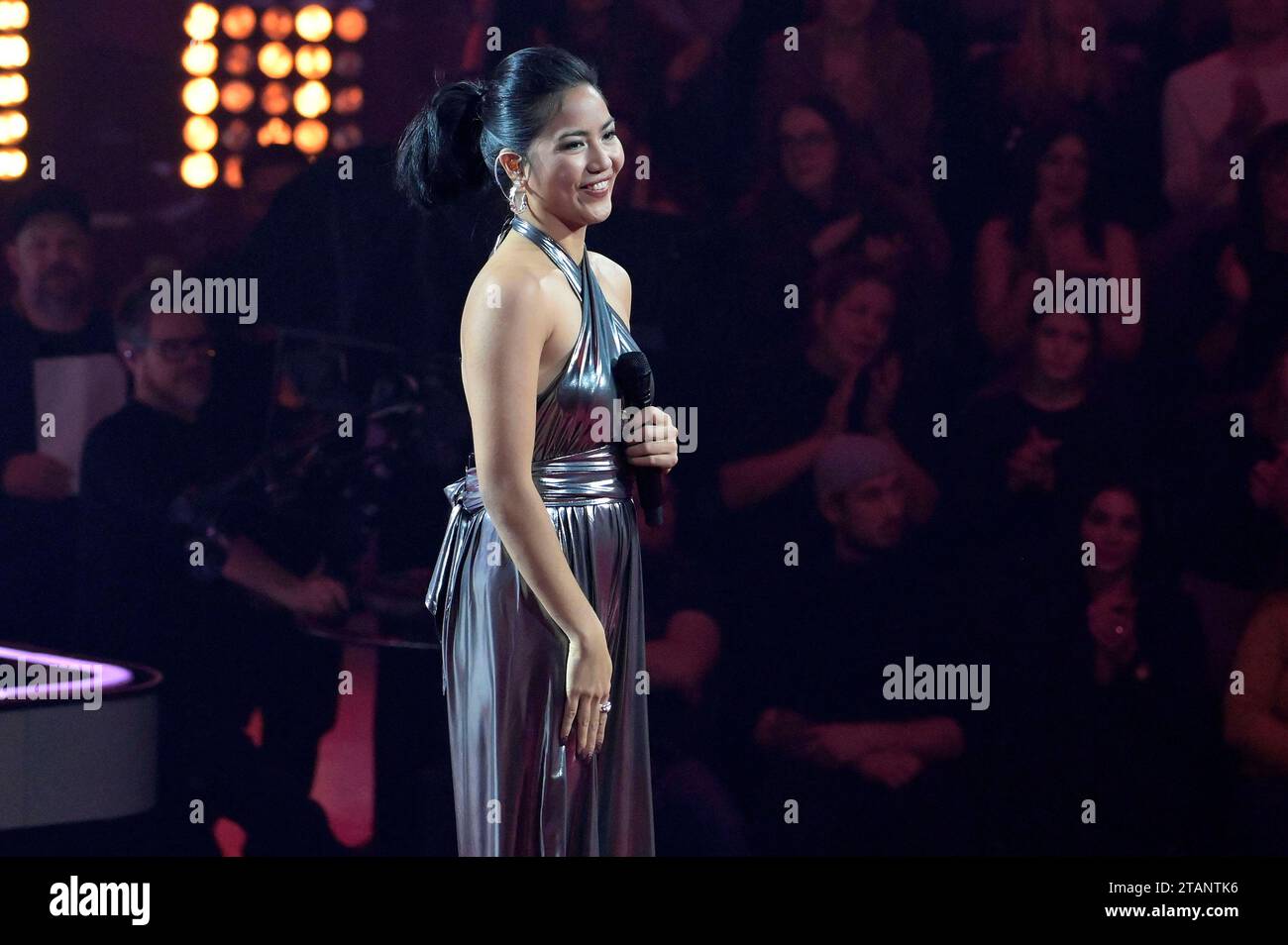 Joy Esquivias im Halbfinale der 13. Staffel der Castingshow The Voice ...