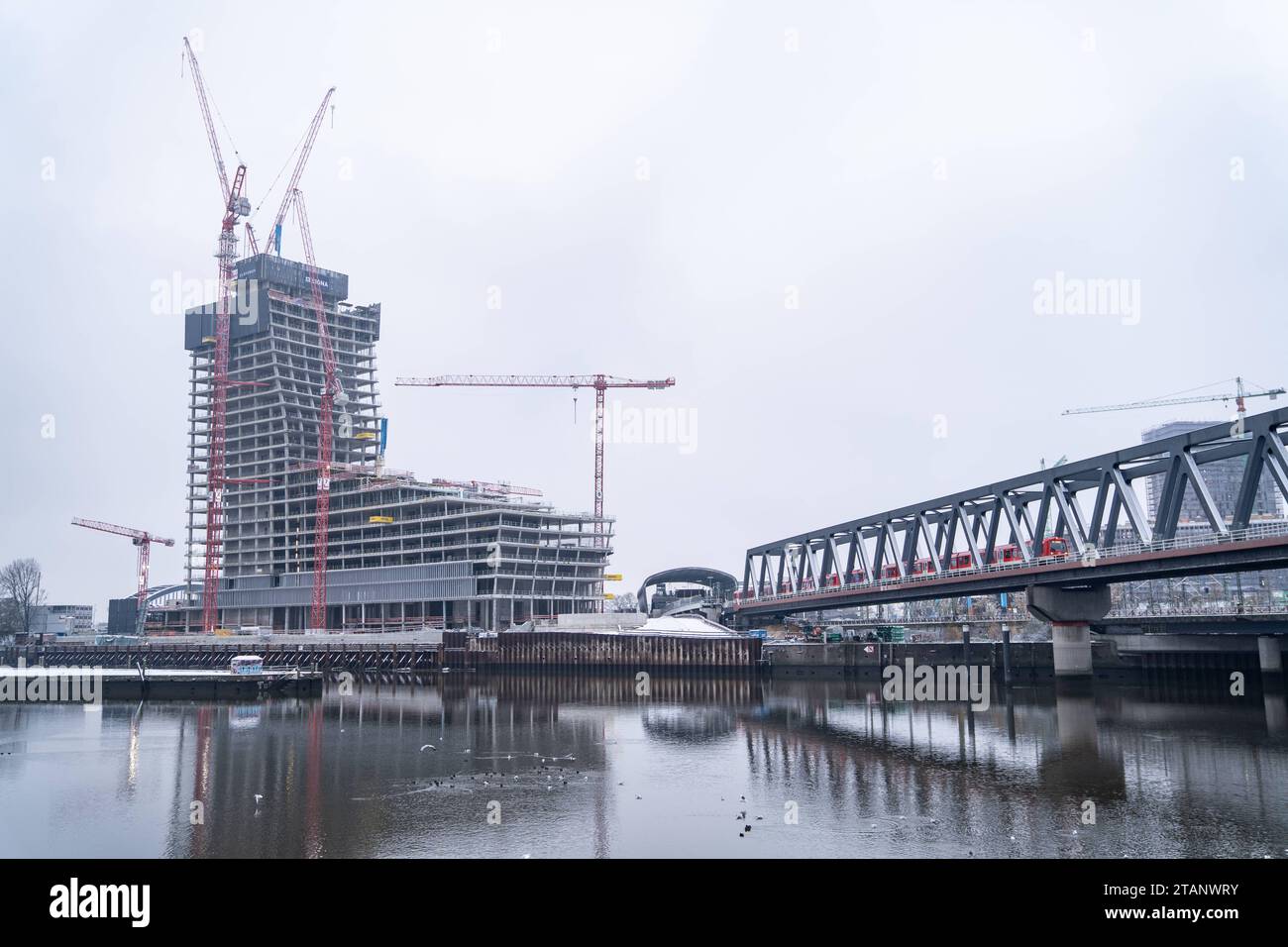 Elbtower in Hamburg - Baustopp im Oktober 2023 Baustelle nach Einstellung der Zahlungen an das ...