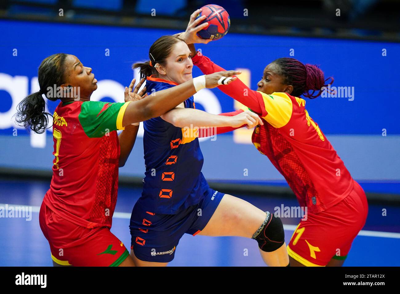 Hermida chanaelle mongo makouala -Fotos und -Bildmaterial in hoher ...