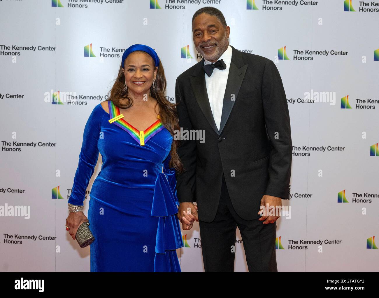 Debbie Allen und Norm Nixon kommen am Samstag, den 2. Dezember 2023 ...