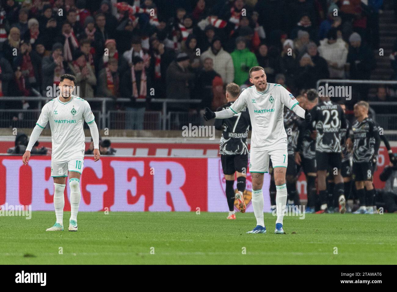 Stuttgart, Deutschland. Dezember 2023. Tor zum 1:0 durch Deniz Undav (VfB Stuttgart #26) Frust ...
