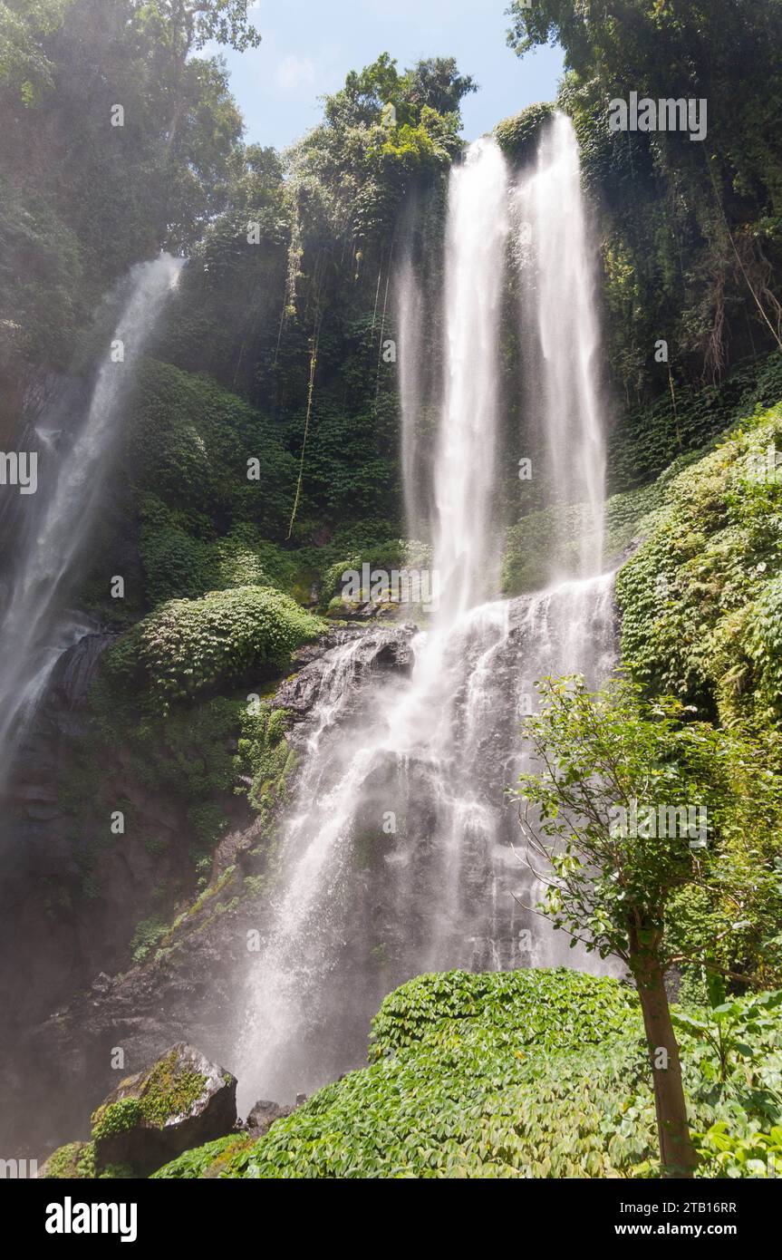 Der sekumpul wasserfall -Fotos und -Bildmaterial in hoher Auflösung – Alamy