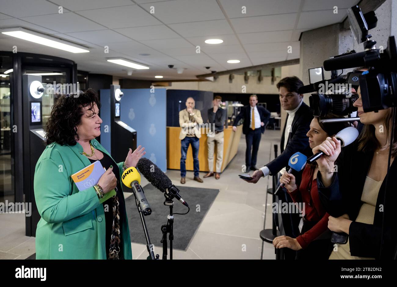 Den Haag. Niederlande. Dezember 2023. Caroline van der Plas (BBB) vor ...