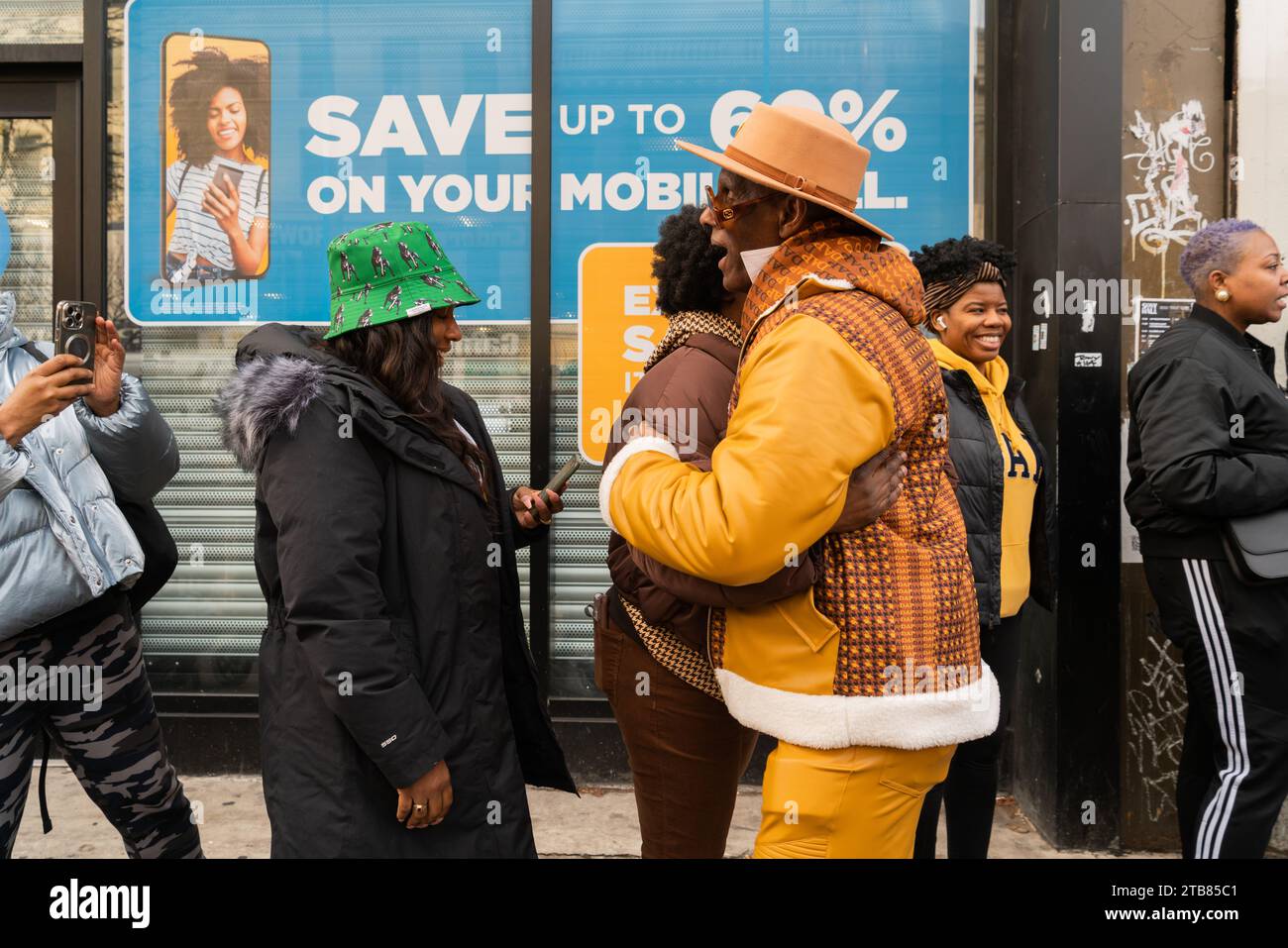 New York City, USA. Dezember 2023. Der legendäre Designer Dapper Dan ...