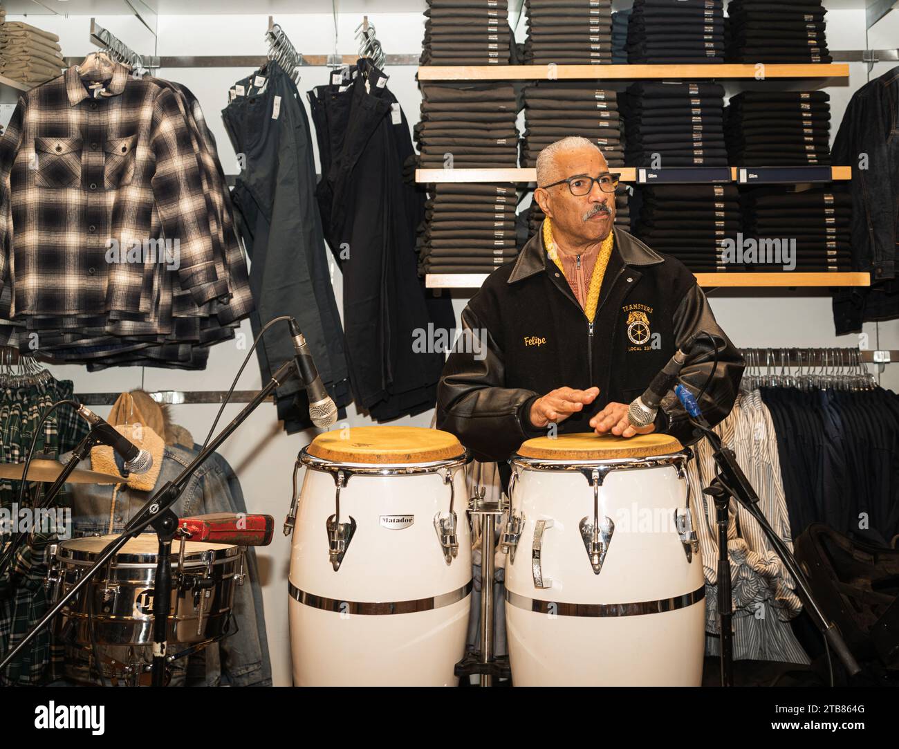 New York City, USA. Dezember 2023. Der legendäre Designer Dapper Dan ...