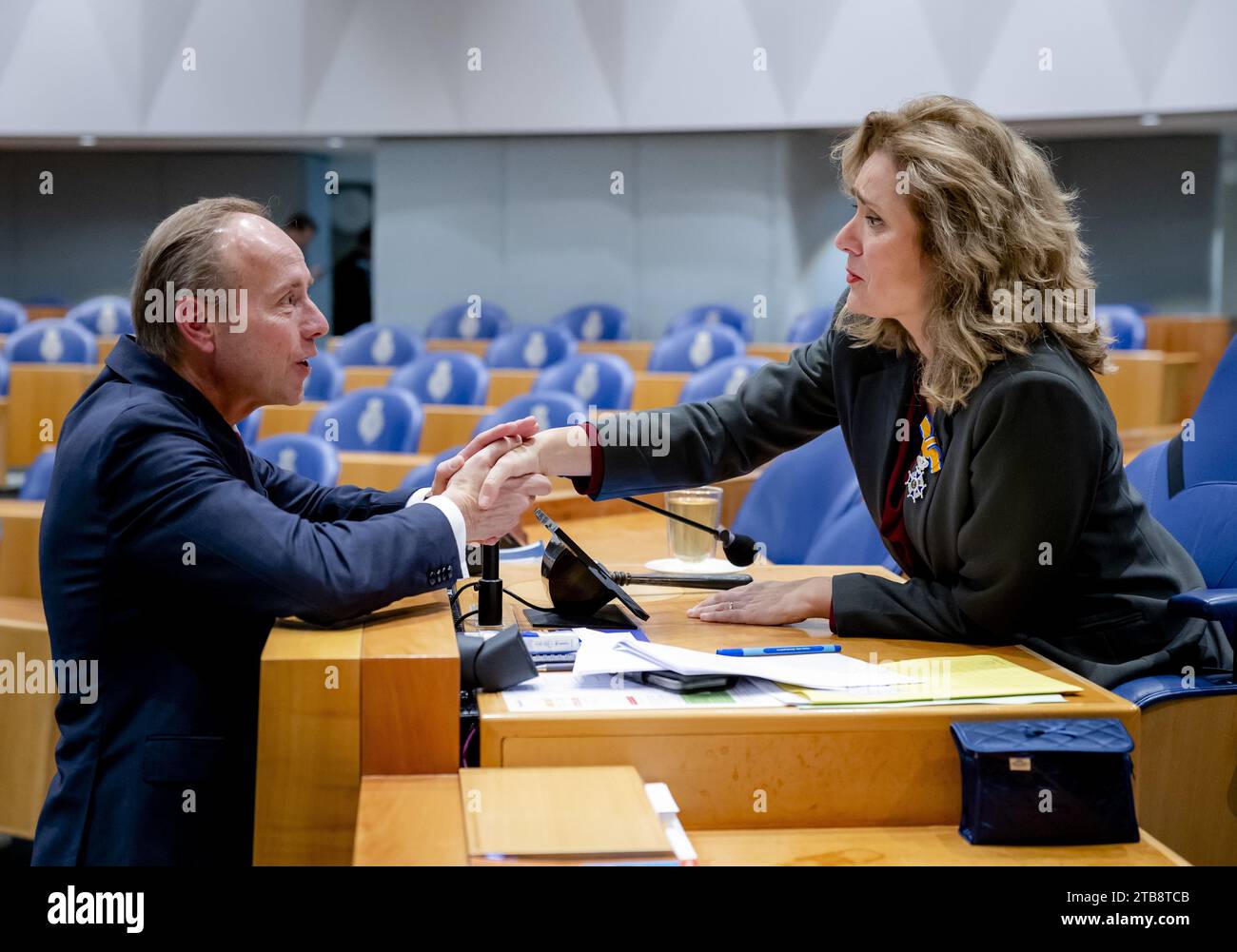DEN HAAG - Kees van der Staaij (SWP) und Vorsitzende Vera Bergkamp nach ...