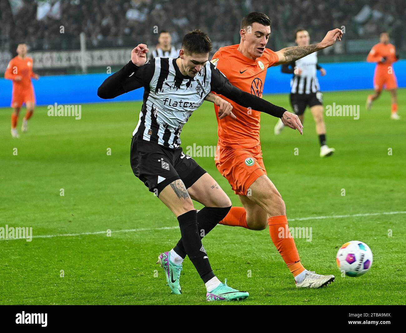 ZWEIKAMPF zwischen Tomas Cvancara (Borussia Mönchengladbach, #31) und ...