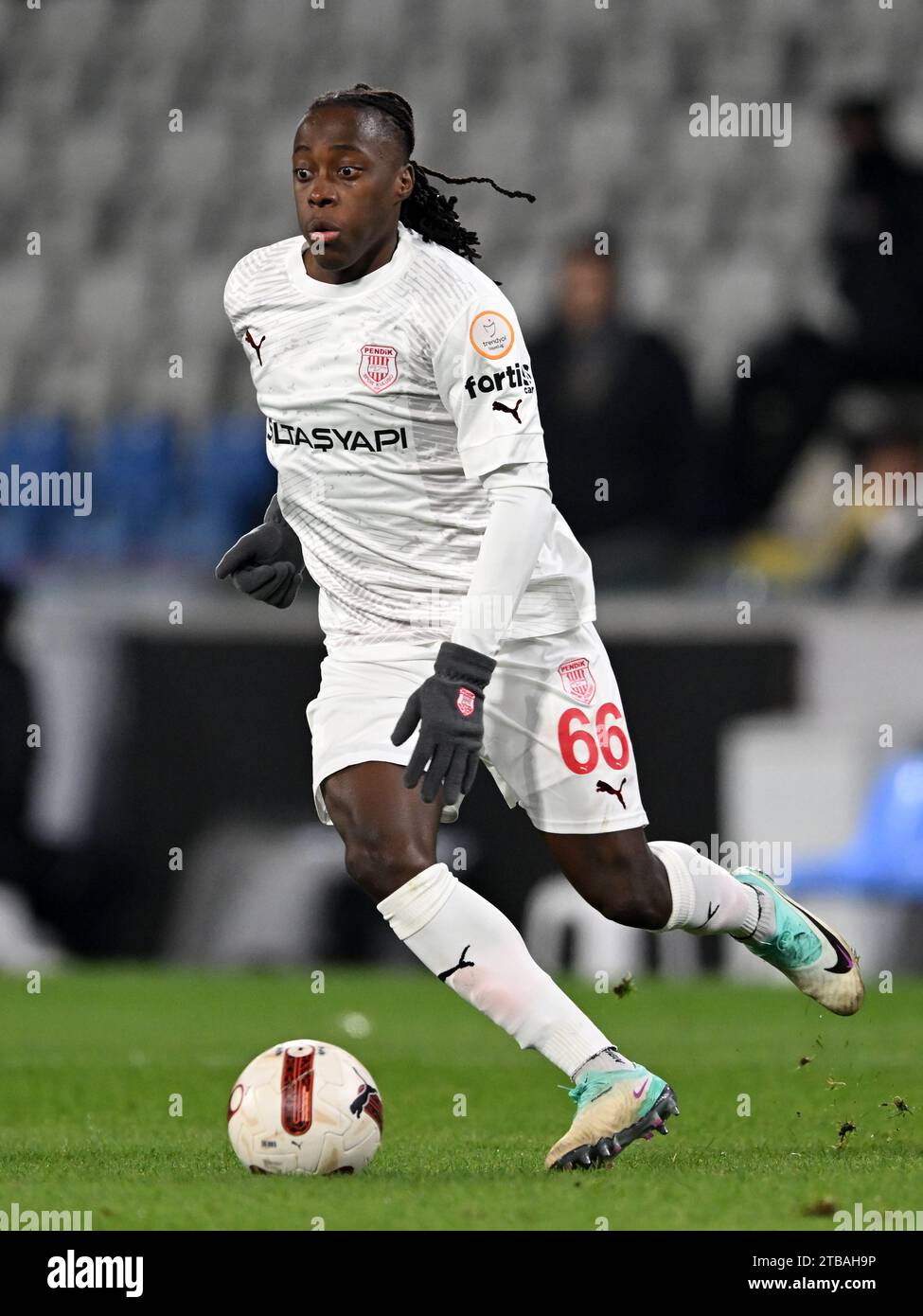 ISTANBUL: Arnaud Lusamba aus Pendikspor AS während des türkischen Super ...