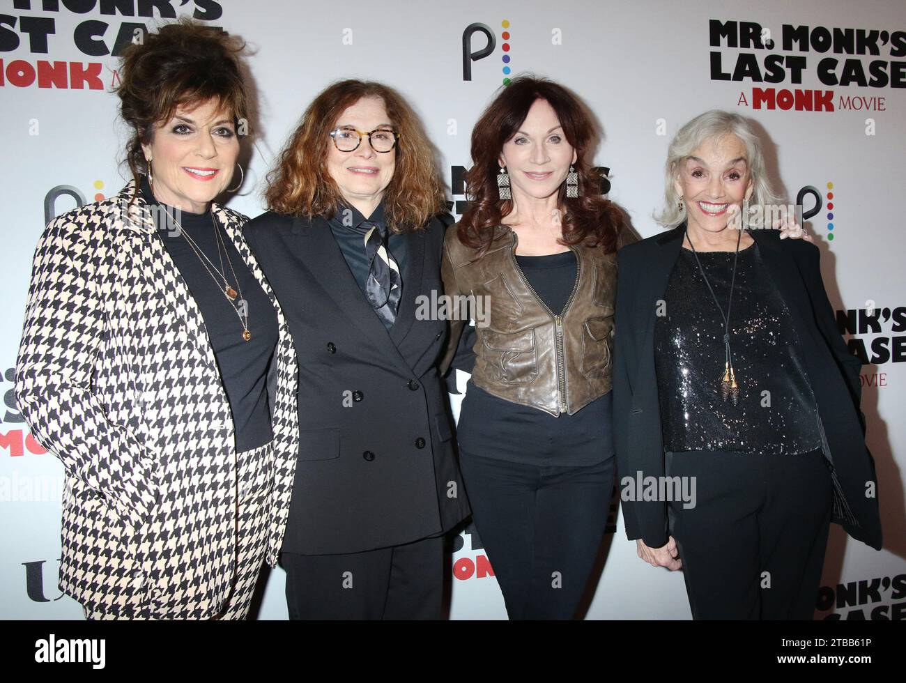 New York, NY, USA. Dezember 2023. Caroline Aaron, Melanie Mayron, Polly ...
