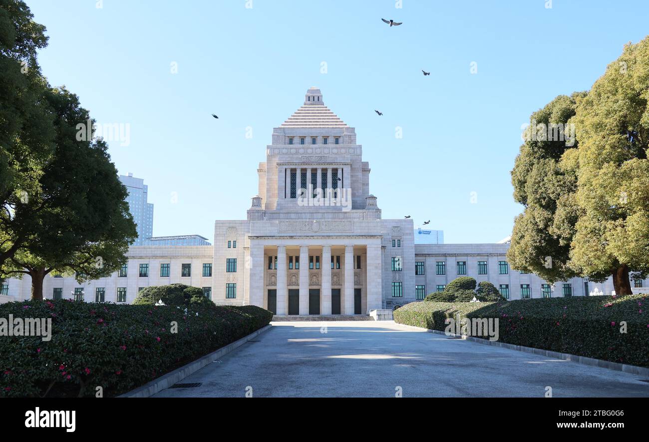 Tokio, Japan. Dezember 2023. Dieses Bild zeigt Japans nationales ...