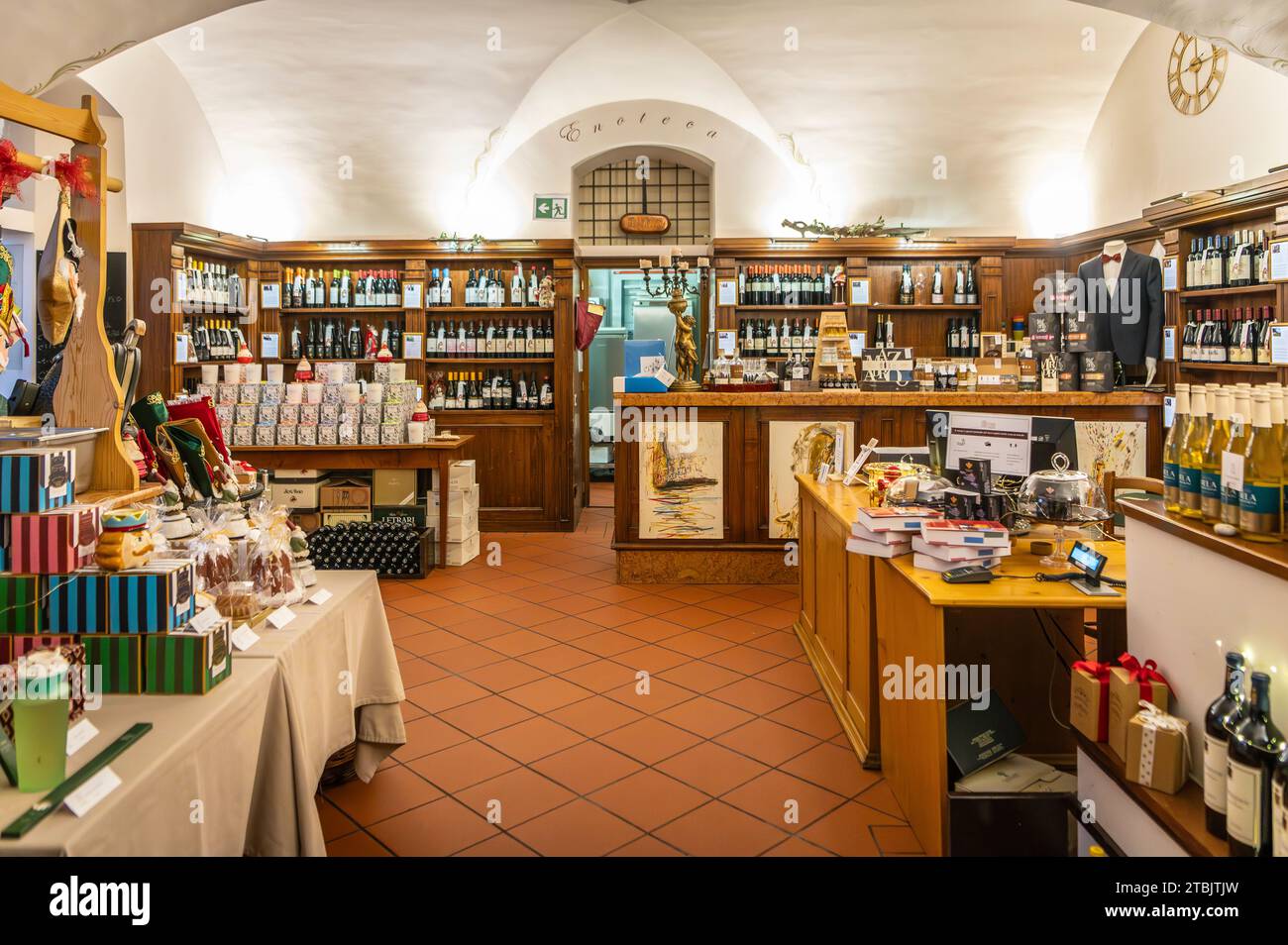 Restaurant isera -Fotos und -Bildmaterial in hoher Auflösung – Alamy