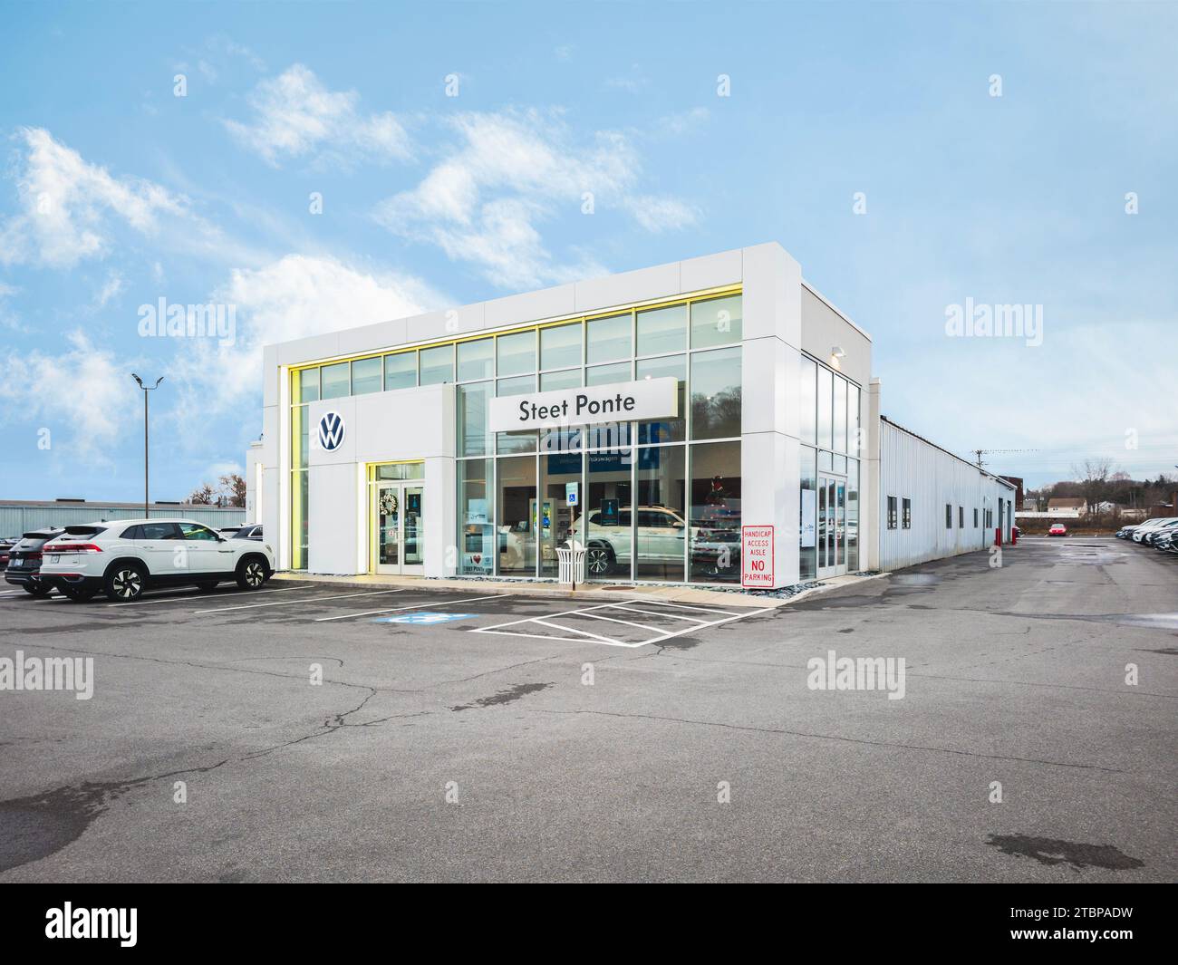 Yorkville, New York - 23. November 2023: Steet Ponte Valkswagen ist ein ...