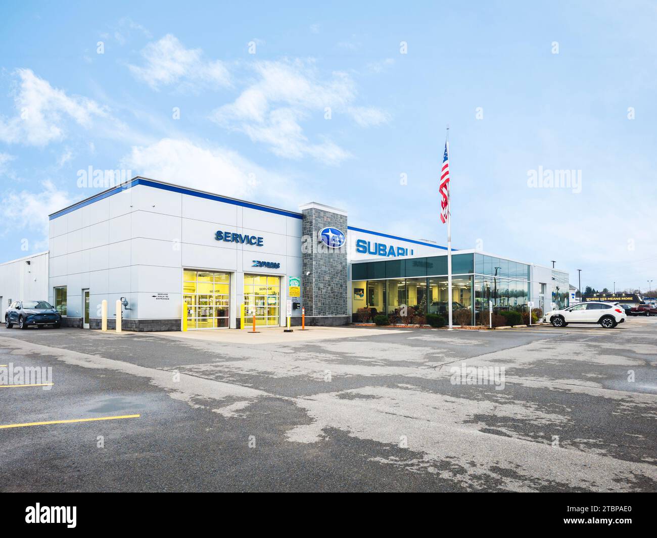 Yorkville, New York - 23. November 2023: Subaru of Utica ist ein ...