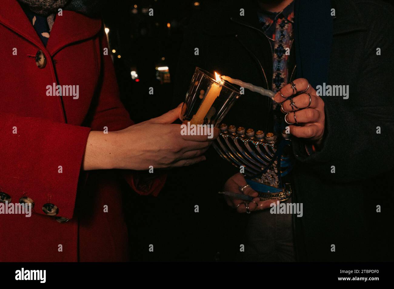 Manhattan, USA. Dezember 2023. Mehrere hundert Juden und fast ein ...