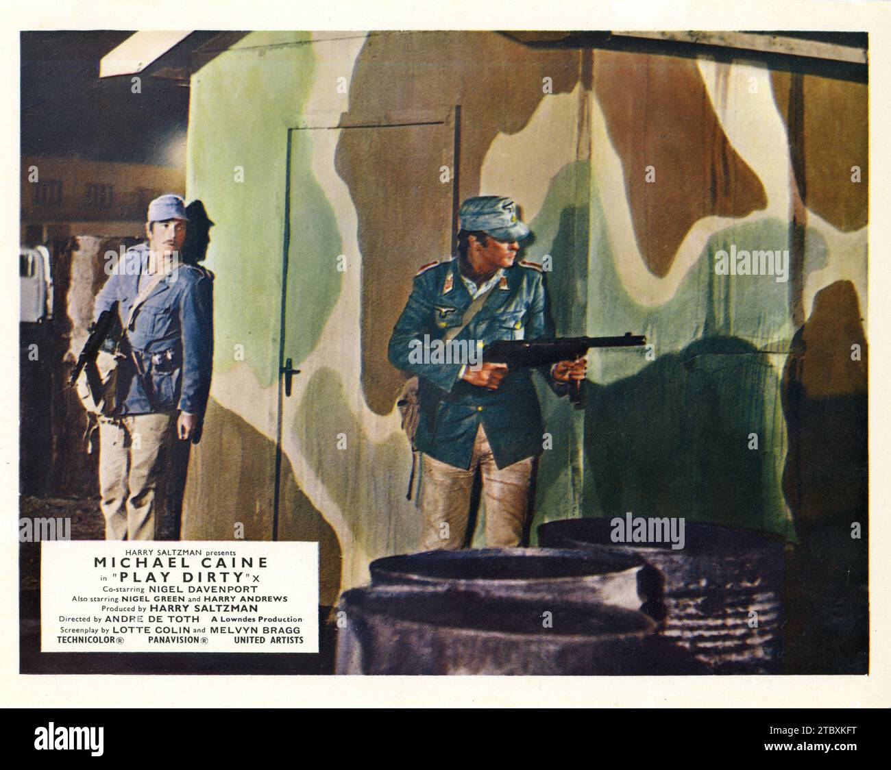 NIGEL DAVENPORT und MICHAEL CAINE im STÜCK DIRTY 1969 Regisseur ANDRE ...