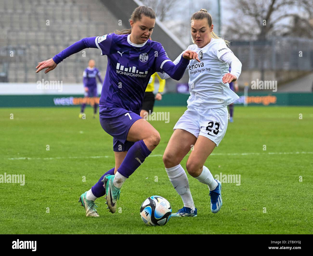 ZWEIKAMPF zwischen Lilli Purtscheller (SGS Essen, #07)g und Marie ...
