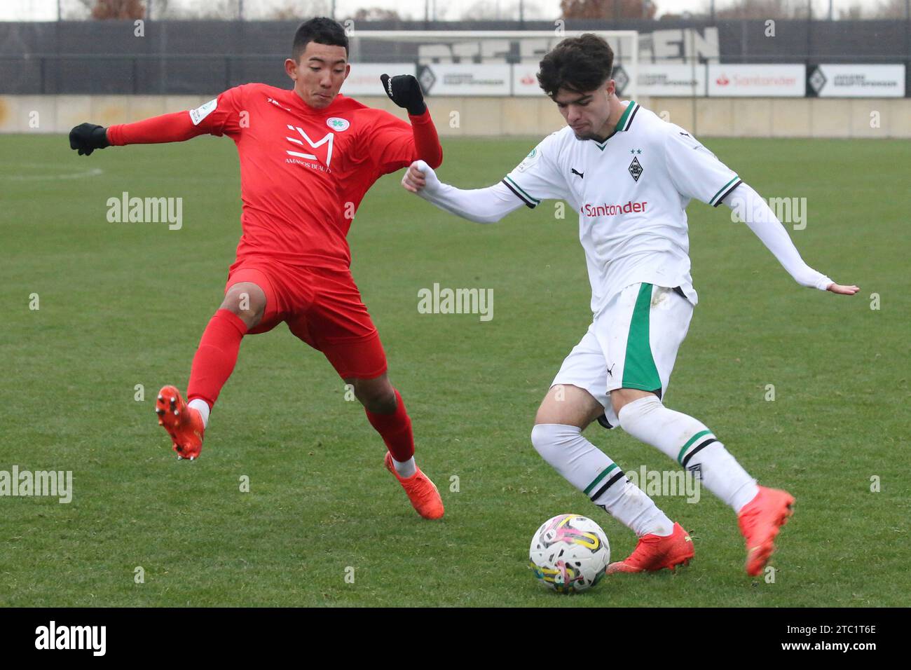 Mönchengladbach, Deutschland 09. Dezember 2023: B-Junioren-Bundesliga ...