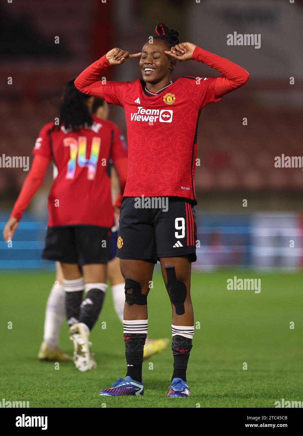 Melvine Malard von Manchester United feiert das dritte Tor ihrer ...