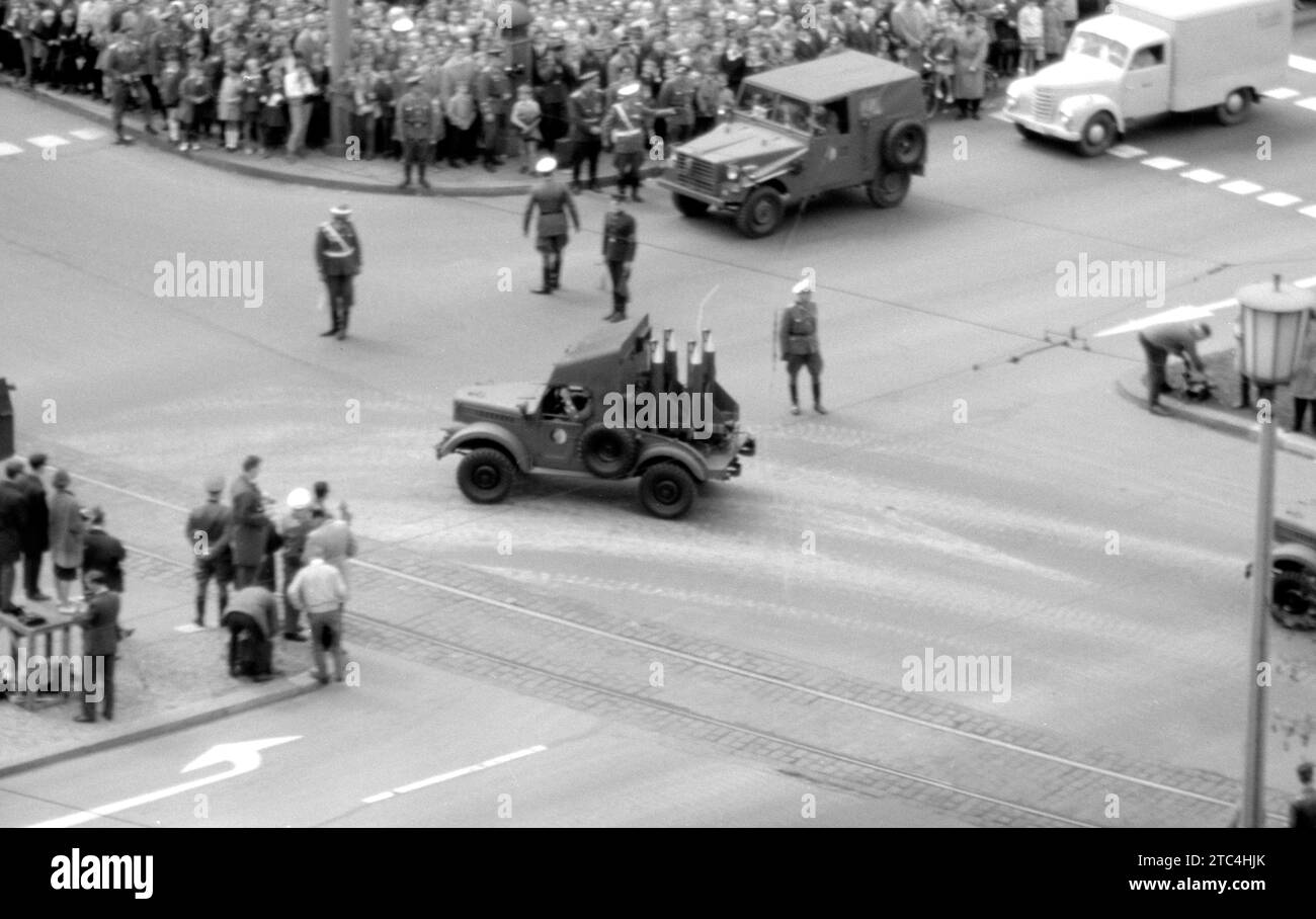 Nationalevolksmarmee militarparade -Fotos und -Bildmaterial in hoher ...
