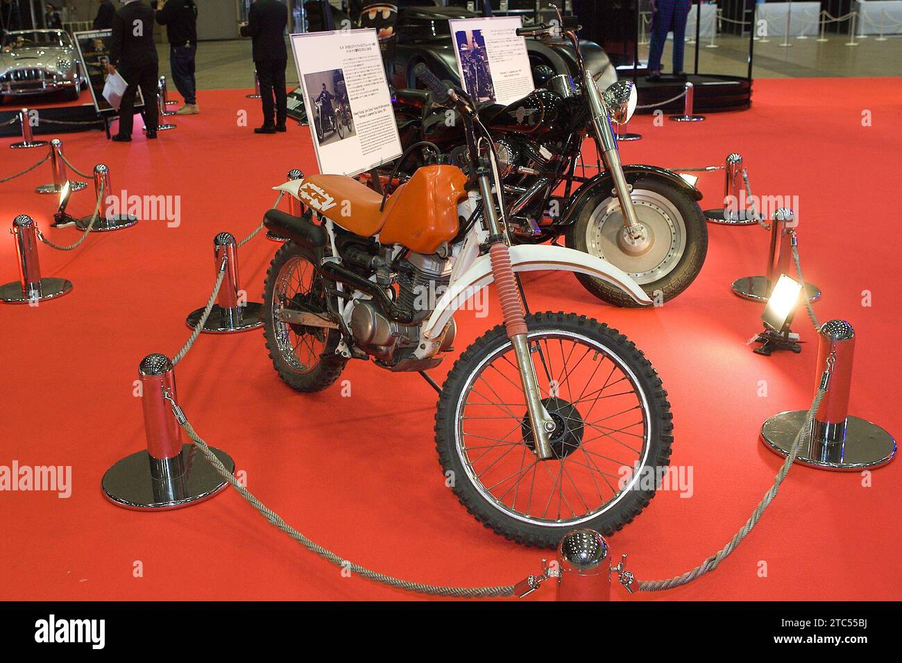 8. Dezember 2023, Tokio, Japan: Terminator Motorcycles auf der Tokyo ...