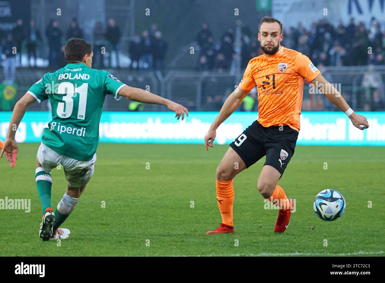 Lübeck, Deutschland 09. Dezember 2023: 3 . Liga - 2023/2024 - VfB ...