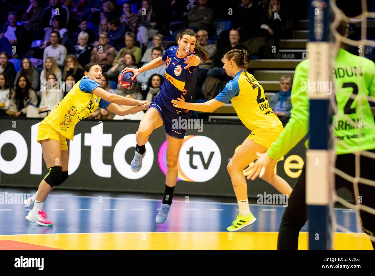 Frederikshavn, Dänemark. Dezember 2023. Inger Smits (20) aus den ...