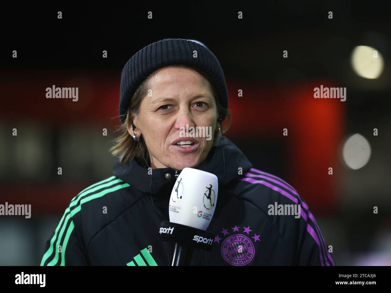 Hier beim interview -Fotos und -Bildmaterial in hoher Auflösung – Alamy