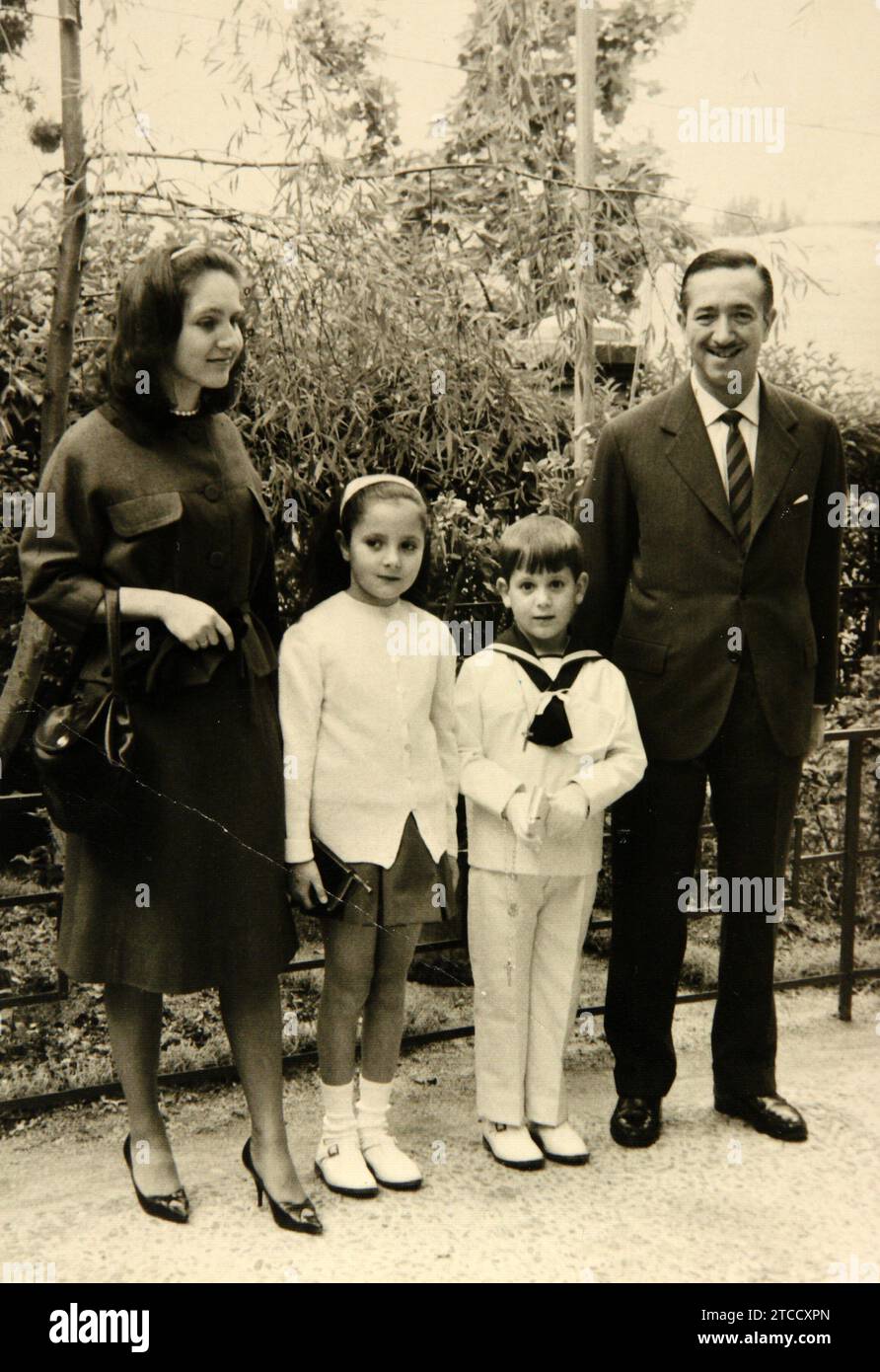 12/31/1964. Manuel de La Sierra Torres und María Lourdes Urquijo ...