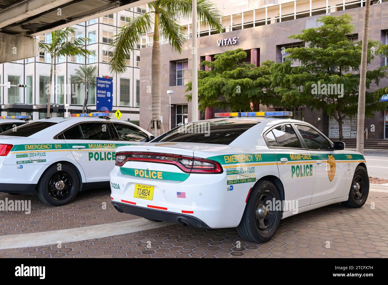 Miami, Florida, USA - 3. Dezember 2023: Polizeipatrouillenwagen der ...