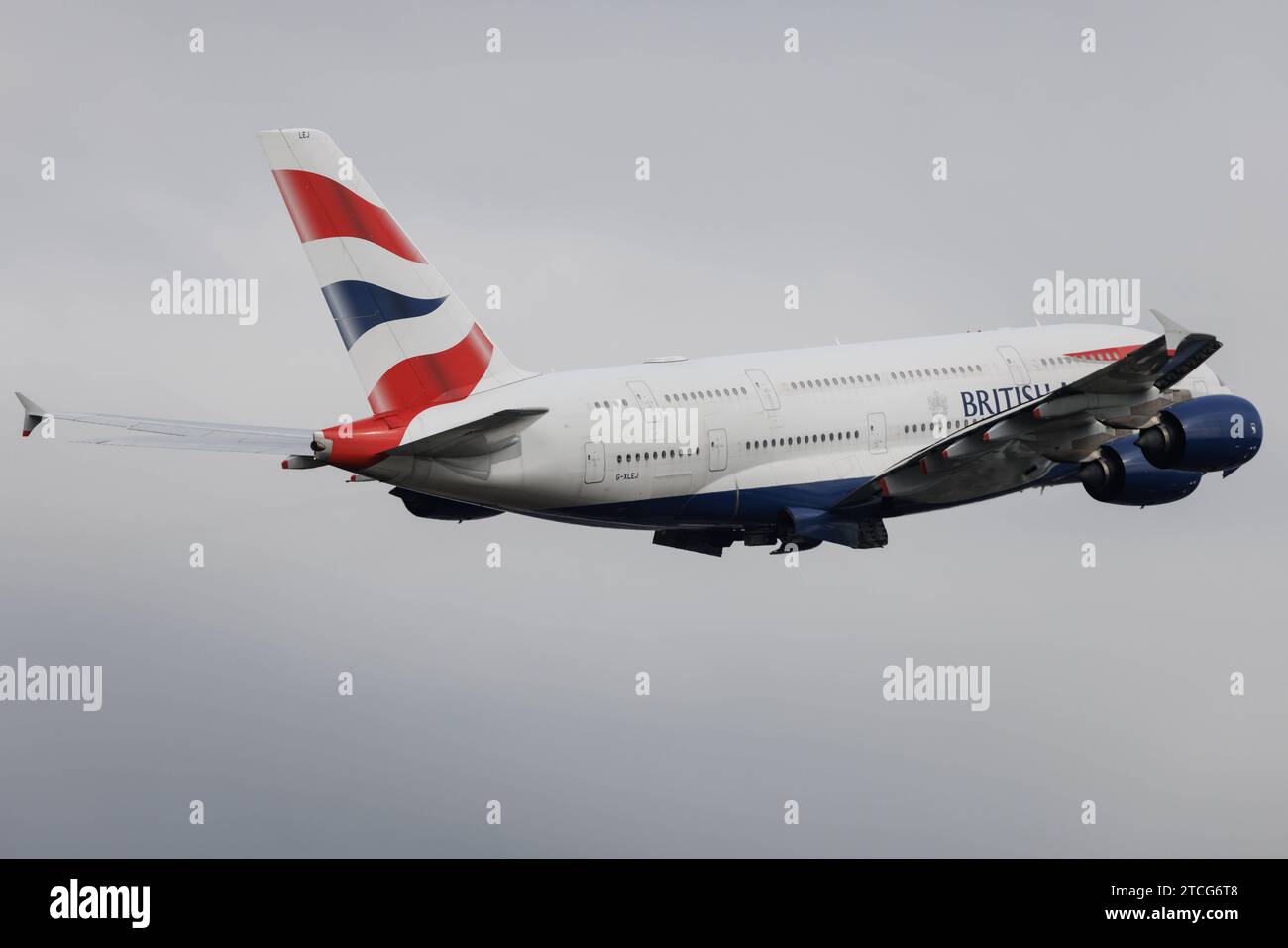 Der Airbus A380-841 A388 der Fluglinie British Airways BA / BAW mit der ...