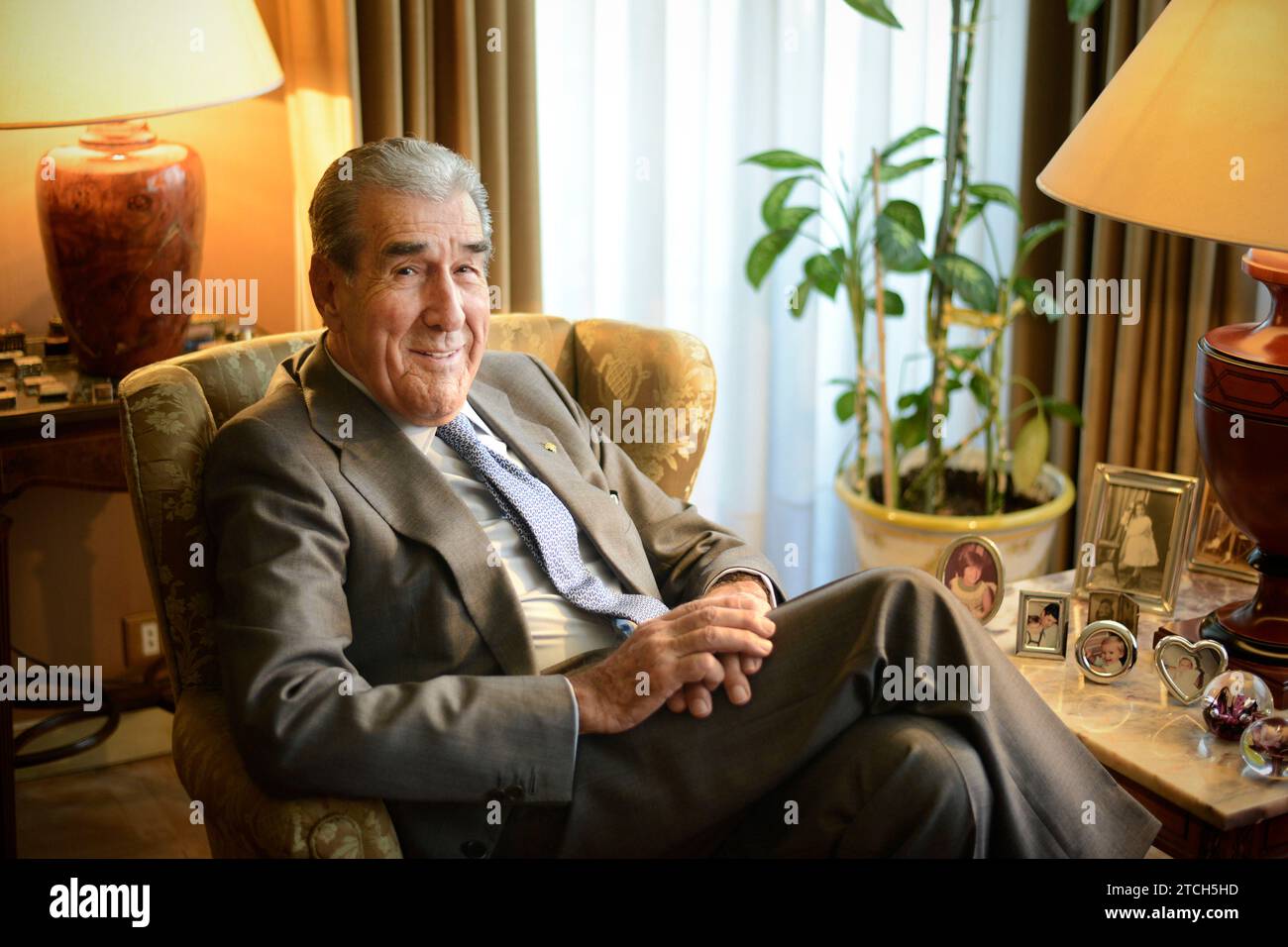 Fernando suarez -Fotos und -Bildmaterial in hoher Auflösung – Alamy