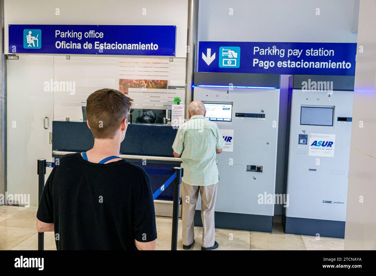 Aeropuerto internacional manuel crescencio rejon -Fotos und ...