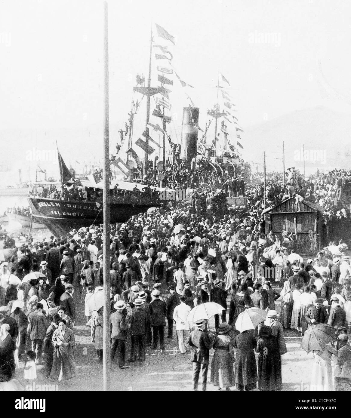08/31/1921. Vigo. Enthusiastischer Abschied von den Docks und der Bucht ...