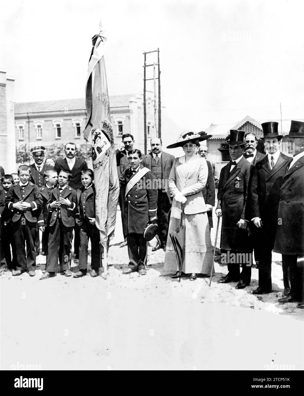 05/11/1912. In der Schule unserer Lieben Frau von der Taube. Königin ...