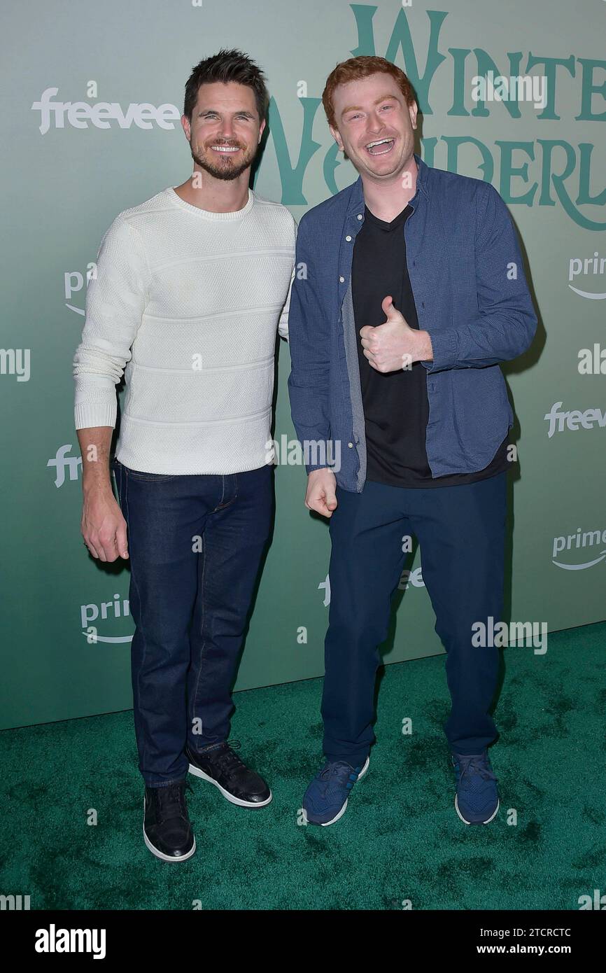 Robbie Amell und Owen Daniels bei der Amazon Freevee und Prime Video ...