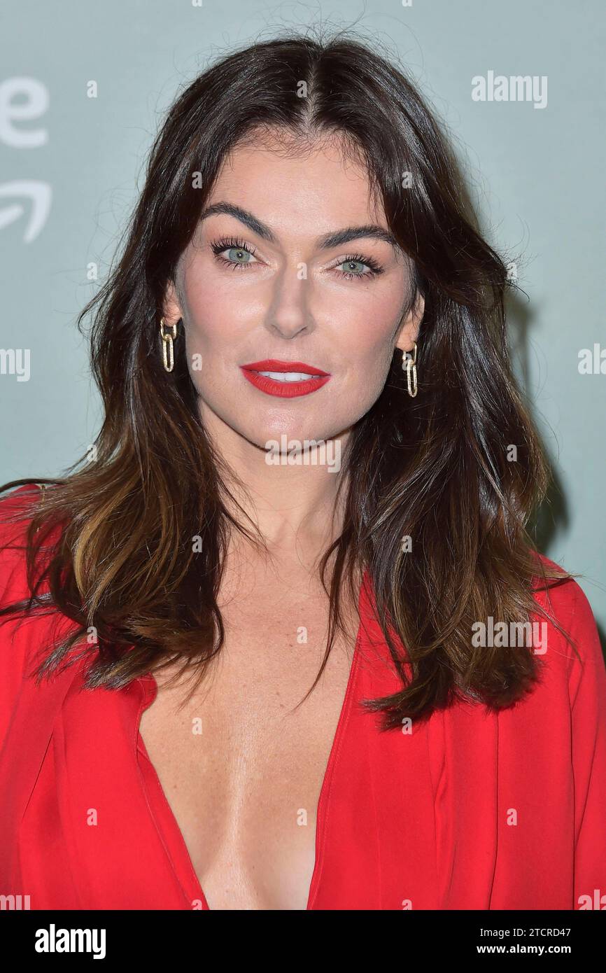 Serinda Swan bei der Amazon Freevee und Prime Video Winter Wonderland ...