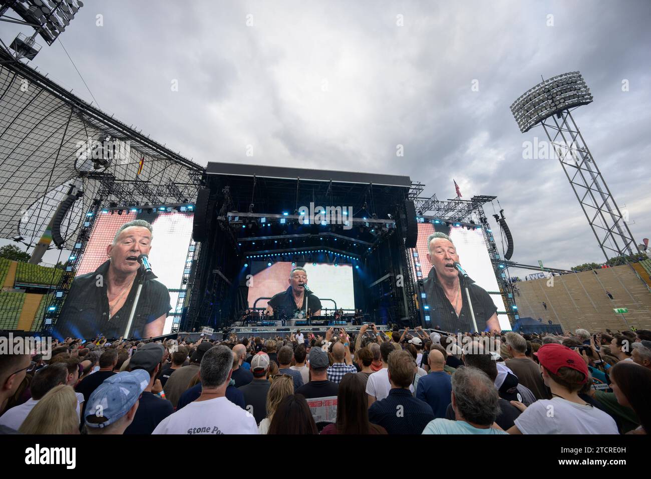Bruce Springsteen & The E Street Band Tour 2023 live im Olympiastadion ...