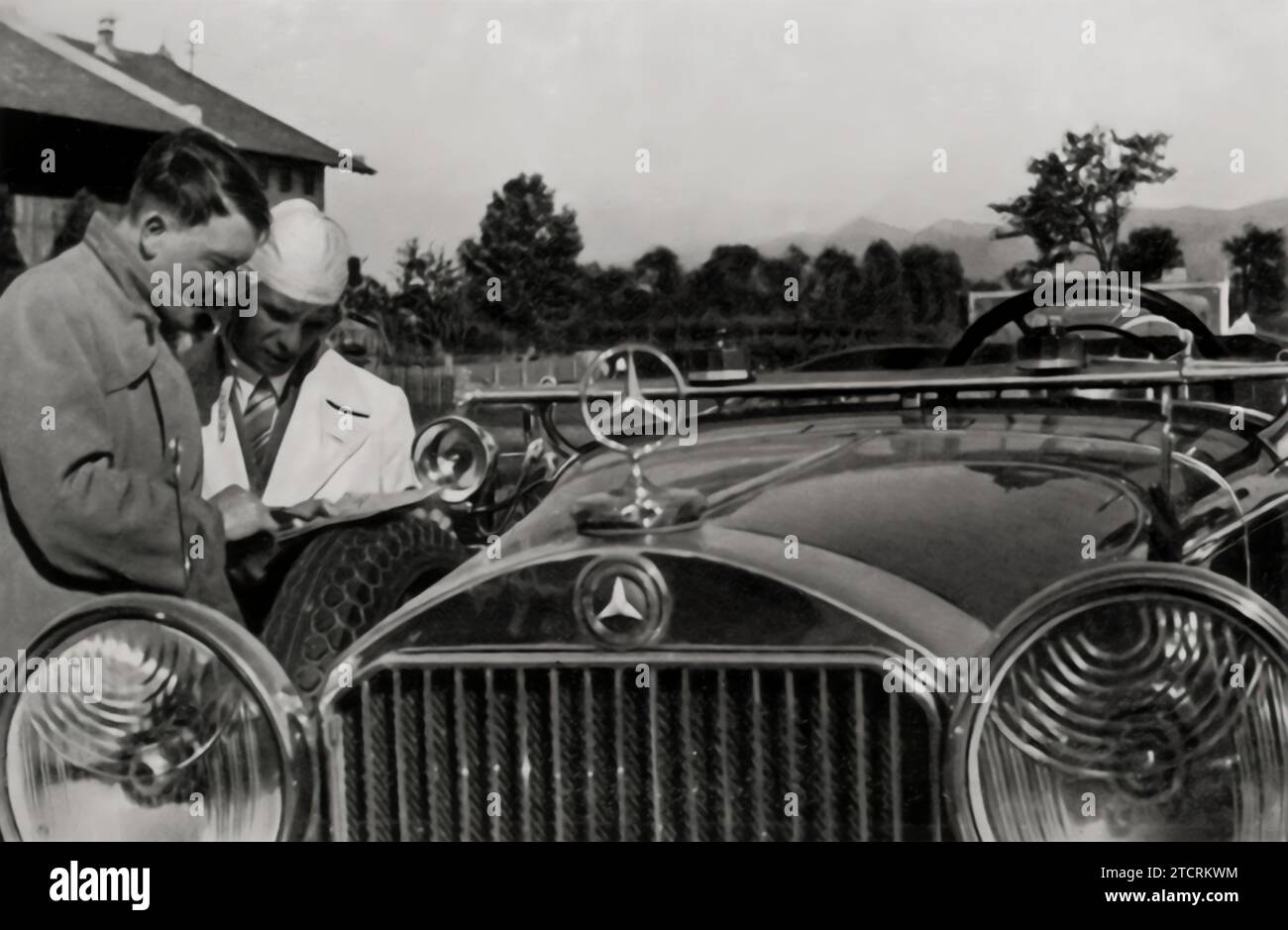 Hitler tour -Fotos und -Bildmaterial in hoher Auflösung – Alamy