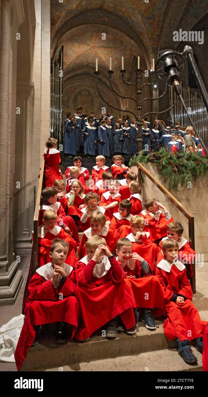 Quempas-Singen der Braunschweiger Domsingschule zum Advent im ...