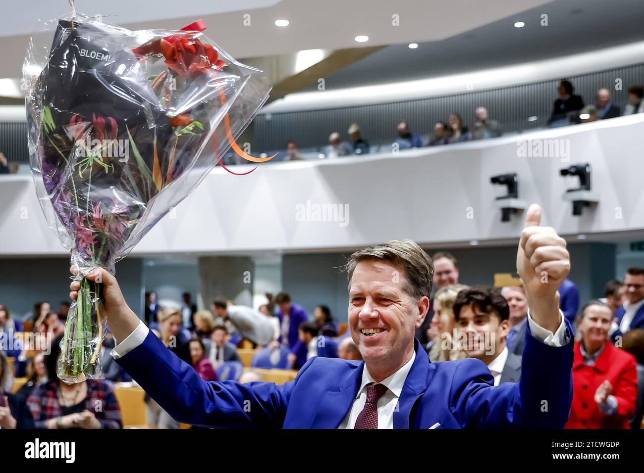 DER HAAG - Martin Bosma (PVV) wurde nach einer Debatte im ...