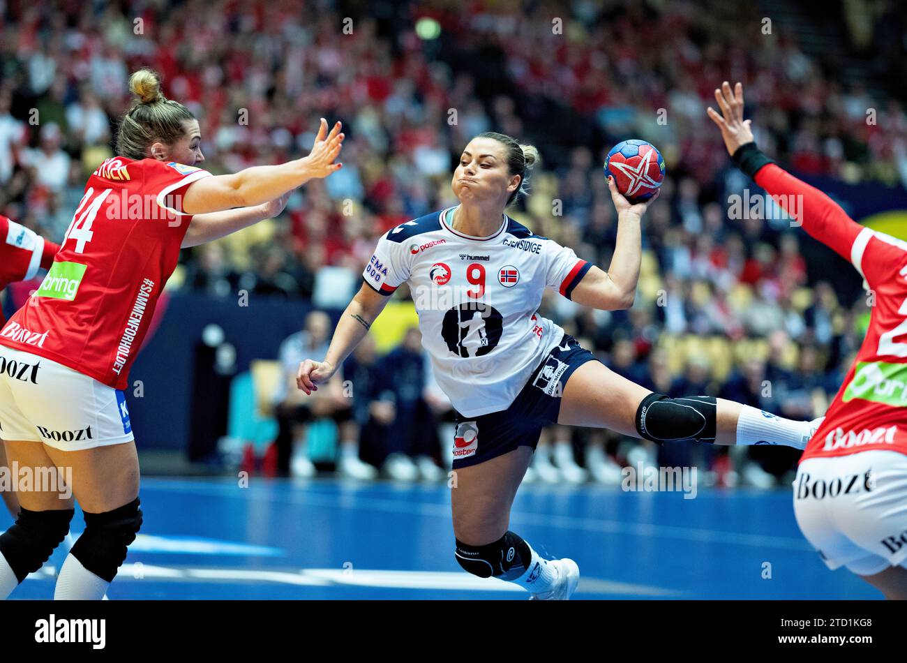 Nora Mork aus Norwegen während des IHF Handball-WM-Spiels zwischen Dänemark und Norwegen im ...