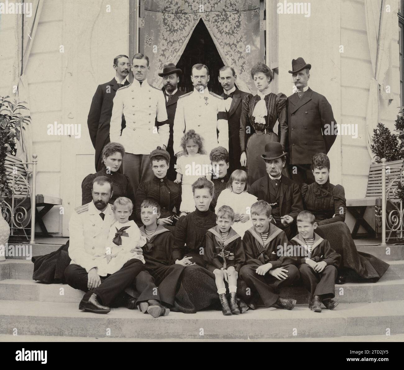 Kopenhagen (Dänemark), 1899. Zar Nikolaus II. Von Russland mit seiner ...