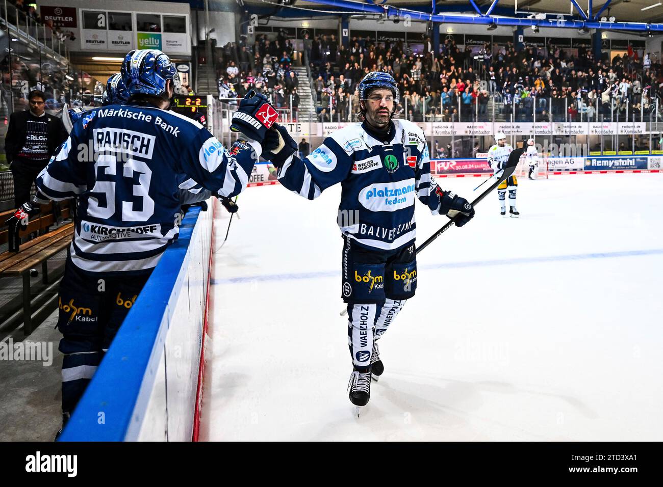 Torjubel, Jubel, Freude Hubert Labrie (Iserlohn Roosters, #16) GER ...