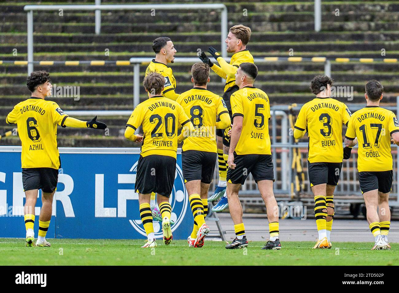 Tor zum 1:0 durch Ole Pohlmann (Borussia Dortmund II, #30) Borussia ...